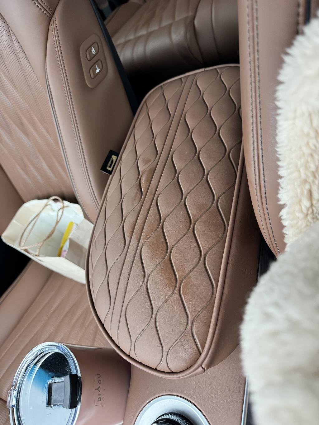 Luxury Quilted Design for Genesis Armrest — KDM Warehouse