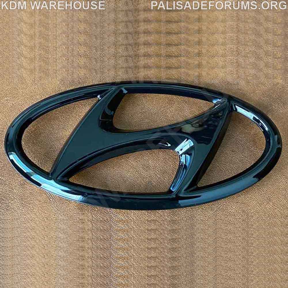 2020-2025 Palisade Factory Hyundai Rear Emblem in Glossy Black — KDM ...